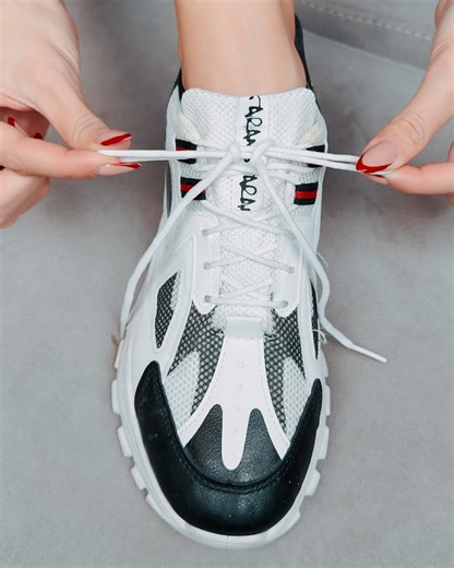 The best way to tie shoelaces and strings👟 | MetDaan Creative