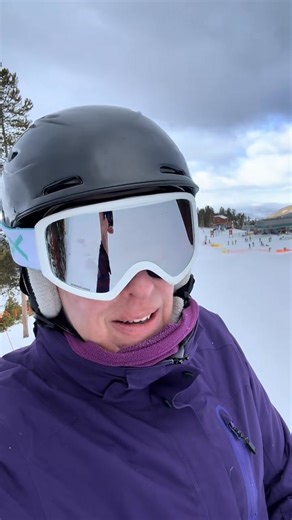 Timothy Busfield: is he guilty of assault or being framed? Body Language Analysis Traci Brown is ranked in the top 3 Body Language Experts in the World, and a top keynote speaker for associations and corporations. A body language expert and behavior analyst, she works with sales teams, leaders, and investigators on lie detection for sales, leadership, hiring, and financial and safety investigations, to build the bottom line, drawing from her training with law enforcement and experience in active