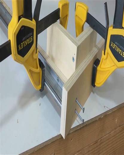 Building a Small CNC Router | WoodArt Extraction