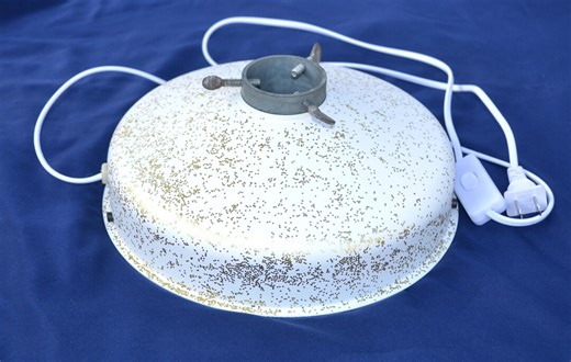 Vintage Penetray Revolving Christmas Tree Stand: Non-musical Gold Glitter Tree Base - Etsy