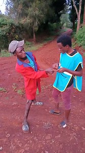 Suspect gone wrong and they decided to go for the panga😂🤣 #suspectchallenge #trynottolaugh | Amusing Escape