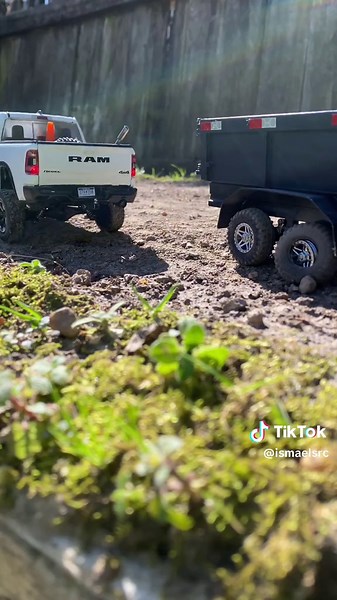 RC Creeper Tire Explosion and Repair