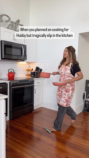 When you planned on cooking for Hubby but tragically slip in the kitchen… #lingandlamb #fun #food #couple | Ling and Lamb