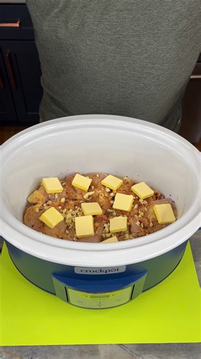 21K views · 328 reactions | New Spring Chicken Go To Marty M makes a seriously tasty crockpot chicken recipe with zesty lemon, freshly minced garlic and an entourage of savory spices! Serve over rice, linguine, or even a bed of mashed potatoes. Enjoy y'all! | Marty M | Facebook