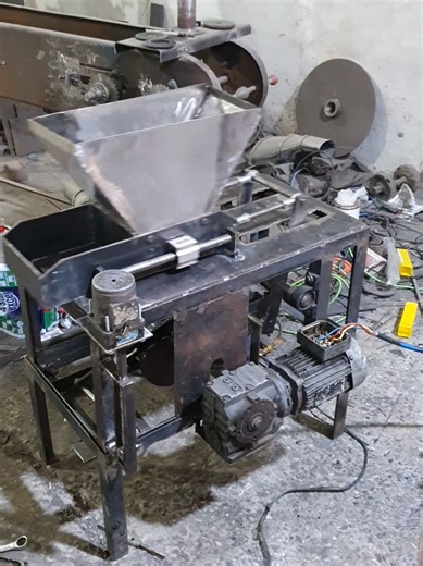 Automatic Weighing Machine for Daal Chawal Powder