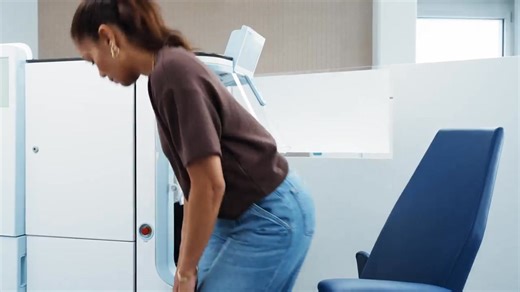 Blood draw was prone to automation! The question is: how much time will it take you to trust the robot with such a delicate process? I've been following Vitestra closely for years: they have made a technological development into a patented and regulated service. This new video shows their Aletta® Autonomous Robotic Phlebotomy Device™ performing a diagnostic blood draw. The patient sits in, the robot finds a suitable vein with ultrasound, helps position the arm and performs sample collection and 