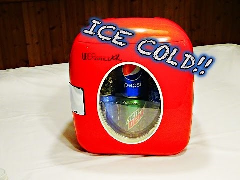 Cool Little Retro Mini Fridge
