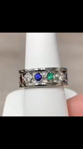 This one-of-a-kind family eternity band was created to honor 3 generations of love — representing both grandmothers, the parents, the children, and each grandchild. ❤️ As the family continued to grow, so did the inspiration behind this piece. It was a true joy and honor to design something so meaningful for our dear friends — a lasting symbol of connection and legacy. Crafted in 18k white gold and set with the birthstones of every family member, this ring is more than jewelry — it’s a celebratio