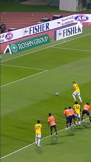 Benzema’s Penalty Goes Wide! Al Ittihad Fans in Shock 😢⚽