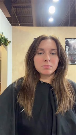 Took my extensions out…. Who am I ? on a serious note though I am extremely impatient and couldn’t wait for Tara to cut my hair so she’s gonna have to fix whatever I messed up and couldn’t reach in the back lol. Not me making her job harder like I tell my clients not to do. 🫠😅🤣 just take my word for it. Don’t follow my actions. 😂😂😂 | Carly Nicole Beauty