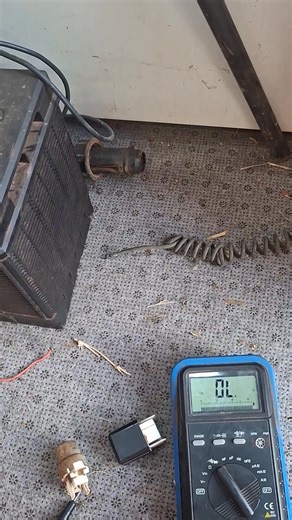 Set up - Testing a couple of relays from old Betsy. Poor old Betsy is having some electrical issues 😢, I'll have a go but im certainly no expert and will probably end up needing help. #landcruiser #toyotalandcruiser #hzj75 #maintenance #maintenanceman #workinglife #service #homemechanic #bushmechanic #autoelectrical #noidea #highlightseveryone #highlightseveryonefollowers #sharethisreel #followersreels #viralreelschallenge #reelsfb #reelsinternational #views1m #vibes #lifestyle | Mark Bevan