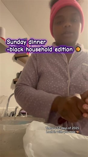 What for 🍲 yesterdays meal was baked chicken 🍗 , baked ribs 🍖macaroni & cheese 🧀, string beans & white potatoes 🥔 with a side of honey cornbread #dinner #dinnerideas #cookingwithhoneyy #blackhousehold #blackdinnerideas #lockin #fblifestylechallenge #fbviralpost2025シ #fbreelsfypシ゚viralfbreelsfypシ゚viral #reelschallengereelschallengereelschallengereelschallenge #reelschallengereelschallenge #fbreels2025ツ #blowmeup #share #comment #support #realisticmom | Honeyy Jay