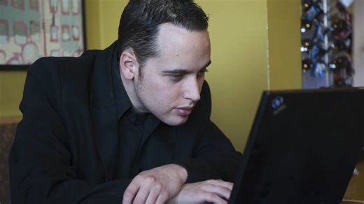 Hacker who slept on buses and hacked corporations