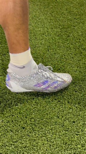 81K views · 402 reactions | Nice Bling! Nice Game Shoes! Weslaco QB Chris Luna shows off his new Adidas Blings… | High School Sports Magazine | Facebook