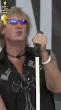 That Friday Feeling when all you want to do is rock 🤘#defleppard #rock