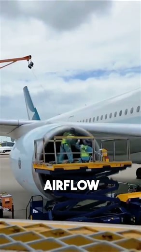 How Jet Engines Are Cleaned While Running