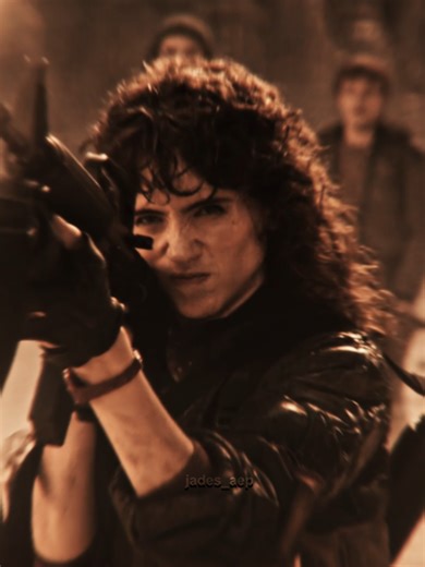 (STRANGER THINGS FINALE SPOILER WARNING!) #NANCYWHEELER // thought she was a goner for sure #strangerthings #edit #nancywheeleredit #strangerthingsedit #viral #trending #trend #foryou #tiktok #mikewheeler #eleven #steveharrington