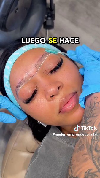 Laminado de Cejas Tinte: ¿Cómo Funciona?