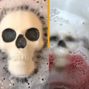 888 reactions · 653 shares | $1 Halloween Ring Bath Bomb Sale  Each bath bomb has a ring worth up to $10,000  Order by midnight and we'll include a FREE ring | Bubbly Belle | Facebook