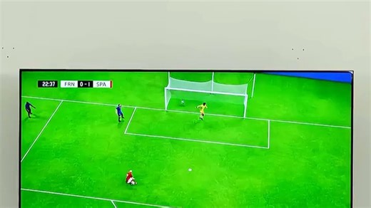 华为Sound X 2023款智能音效增强技术，带来沉浸式环绕立体声体验，居家观影、游戏更真实，声音细节丰富，仿佛置身现场。