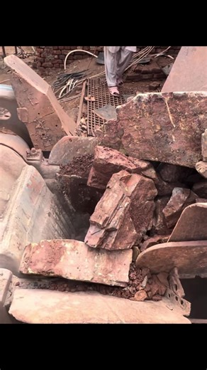 #stonecrusher #jawcrusher #rockcrusher “Welcome to our channel, where we showcase the latest in heavy machinery and industrial equipment! In this video, we’re featuring the satisfying stone crushing process, using a giant rock crusher machine. If you’re looking for a relaxing and calming experience, you’ve come to the right place. The sound of the crusher in action, combined with the sight of the rocks being crushed into smaller pieces, is sure to trigger your ASMR. The giant rock crusher machin