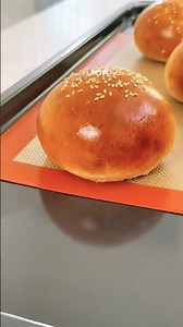 Burger Buns 汉堡面包 #apron #baking #bread #recipe