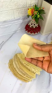 samosa wraps the simple and easy way😍👌 ingredients 4 cups flour 2 tablespoons oil 1/2 teaspoon salt this recipe makes 64 big size samosa wraps kindly share with family and friends 😍 #wraps#viralvideos #samosawraps#samosasheet | Firdaus Salisu Muhammad