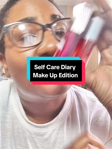 This Double Gloss bundle @Fenty Beauty 100 out of 100.... When I tell you this gloss lasted all day, it did. Soooo dang pretty, now I need them all. #creatorsearchinsights #fentybeauty #rihanna #glossbomb #fentybeautynewarrivals