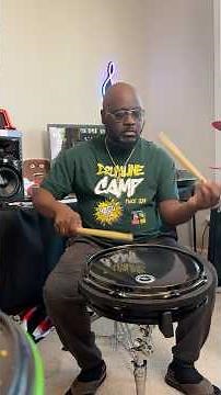 Learn this simple snare drum groove