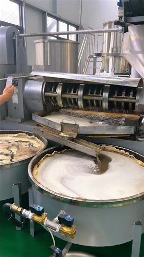 6YL-360 screw oil press machine to cold press sunflower oil #oilmill #oilpress #machine #factory