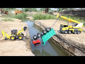 Scania Truck And Volvo Tipper Accident Water Pulling Out JCB 4DX And Crane Tipper ? Cartoon Jcb