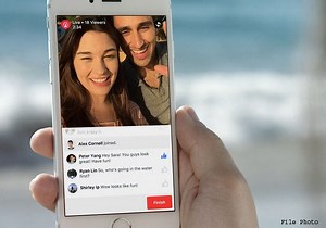 Facebook rolls out live video streaming test for all users