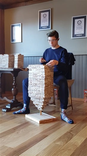 Most Jenga blocks stacked on one vertical Jenga block: 1,840 by Auldin Maxwell 🇨🇦 As featured in the #GWR2025 book 📚 | Guinness World Records