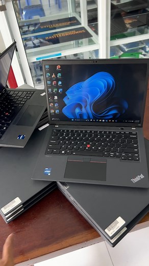 1.7K views · 33 reactions | LENOVO Thinkpad T14 ( Gen4 ) ឥវ៉ាន់ធានាមួយឆ្នាំ CPU: Core i7-12th Vpro Memory: 16 GB DDR4 Storage: 512 GB M.2 Display: 14 inch (1920x1200) IPs | OBG Wholesale | Facebook