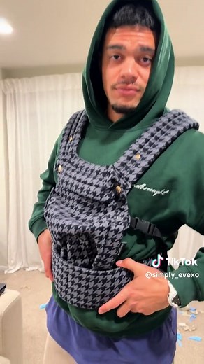 Very DIY baby shower at home with our favourite people on a sunny arvo! We love our village and baby chonk is so lucky🥹🥹