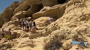 Πάμε μια βόλτα στις σπηλιές στα Ματαλα. Άλλο να τις βλέπεις από φωτογραφίες και άλλο να είσαι εκεί! ❤️🇬🇷🇬🇷🇬🇷 * Ακολουθήστε το Greece 360 και στο YouTube https://youtube.com/user/PrecisePhoto | Greece 360