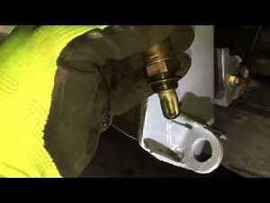 DeLorean - cleaning exhaust O2 sensor in an UltraSonic bath (it works!)