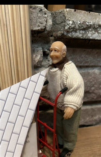 Mister Handyman did some kitchen renovations today! #dollhouse #diy #minatures #kitchen