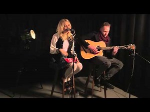 Pixie Lott - Mama Do (Live from YouTube)