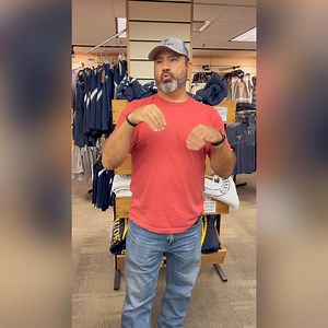 7.6K views · 334 reactions | We made it to Gallaudet! #deaf #asl #signlanguage #gallaudet | Deaf Garcia Family | Facebook