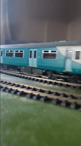 Bachman Arriva Class 150 speeding around the corner