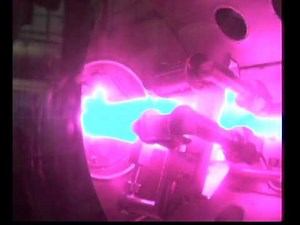 Pulsed plasma in Magnum-PSI