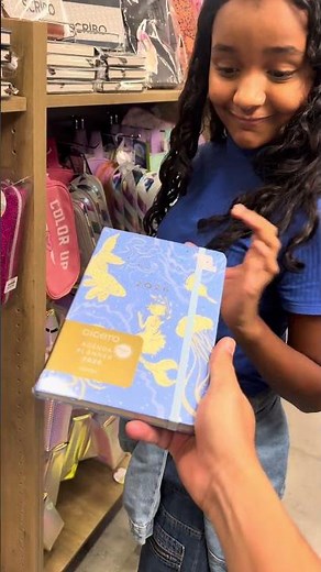 Buying school supplies at Livraria Leitura