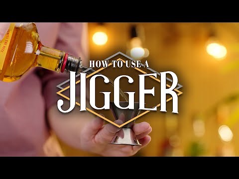 Cocktail Confidence: How to Use a Jigger for Stunning Drinks