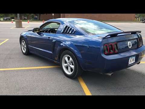 2006 Ford Mustang V6 Review