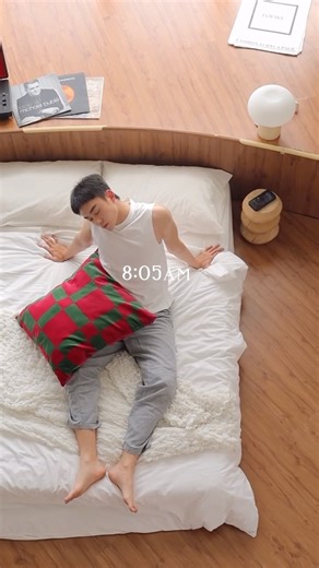 Sam Liew劉家成🇲🇾 on Instagram: "不稳定的天气，皮肤也容易不稳定 Curél Moisture Care系列 从清洁到保湿 都能温和地修复与保护肌肤屏障 让肌肤随时稳定在最佳状态 @curelmy #curelmy"