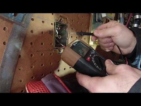 (Shorted Wire)40 Year Old House Wiring (BAD) How To Find The Wire Before The Fire