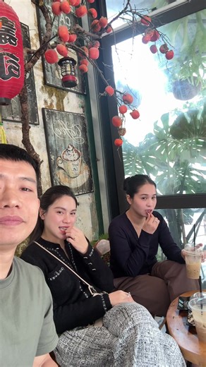 Tin Chuẩn Rồi Nhé Mọi Người - Tại chợ cóc Tân an Vừa Song .. #cafemuoi36