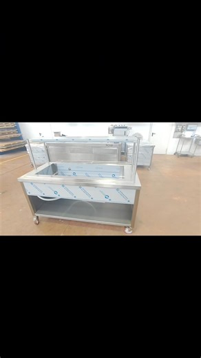 Linea Self-service Scaminox Esponi le tue pietanze in totale sicurezza! Scopri la nostra linea presentazione: vasche e piani da incasso, buffet caldi o freddi, vetrine refrigerate. Una gamma completa di espositori per l’autoservizio o il servizio assistito. Elementi disponibili: -Vasche calde bagnomaria. -Piani di mantenimento vetro temperato. -Vasche refrigerate statiche. -Vasche refrigerate ventilate. -Vetrine refrigerate ventilate per autoservizio. -Piani refrigerati statici. Website: www.sca