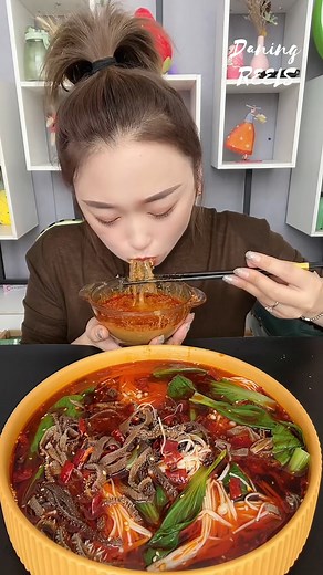 869K views · 9.1K reactions | Spicy Beef Stomach Shabu Shabu ASMR掠 | Daning ASMR | Facebook